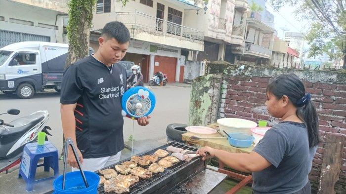 Wisata Manado Sulawesi Utara, Kuliner Minahasa Cuma Rp 15 Ribu di Kios ...