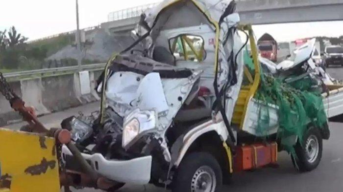Kecelakaan Maut Tragis Pasangan Suami Istri Meninggal Mobil Pikap