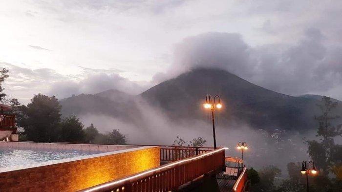 Lokon View Tempat Bersantai Sambil Menikmati Pemandangan Alam Gunung ...