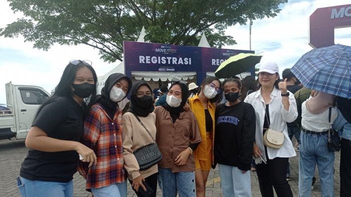 Antri Sejak Pagi, Mahasiswa di Manado Sulawesi Utara Ingin Ketemu Mario ...