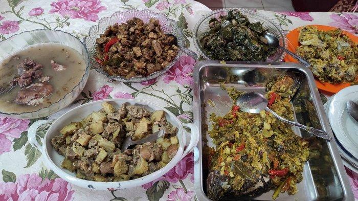 Menu Wajib Perayaan Natal di Manado Sulawesi Utara, Sup Brenebon Kaki ...