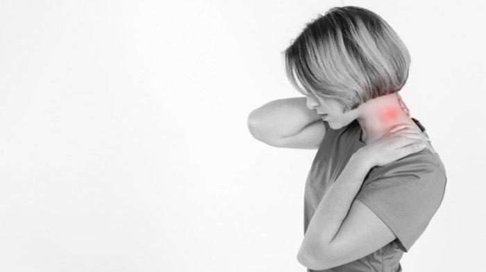 Alami Nyeri Leher Karena Kelamaan di Depan Komputer? Coba Atasi dengan ...