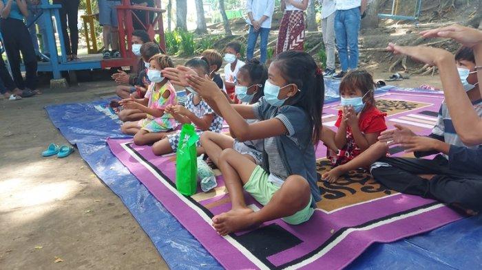 Nyong Noni Unsrat Manado Berbagi di TPA Aertembaga Bitung ...