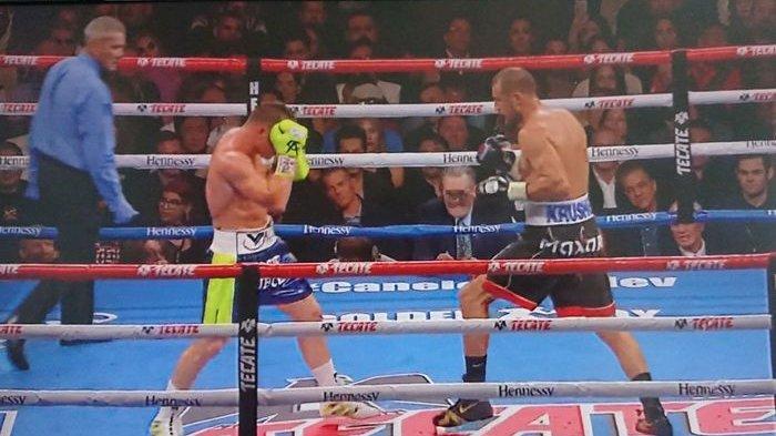 VIDEO - Pertama Kali Pukul KO Orang yang Lebih Kuat Darinya, Canelo ...