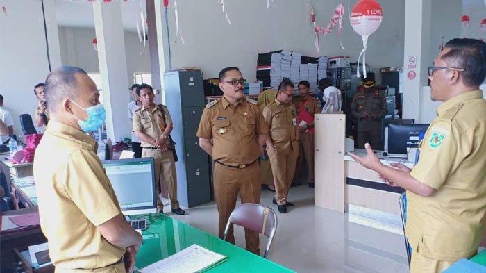 BREAKING NEWS, Penjabat Bupati Bolmong Limi Mokodompit Sidak di Sejumlah OPD - Tribunmanado.co.id