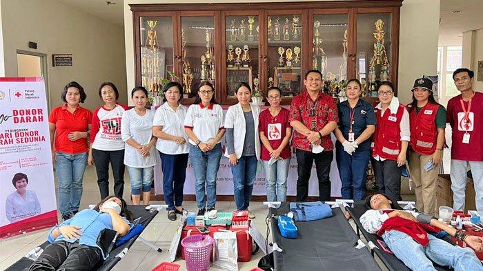 Hari Donor Darah Sedunia, PMI dan Politeknik Negeri Manado Gelar Donor Darah - Tribunmanado.co.id