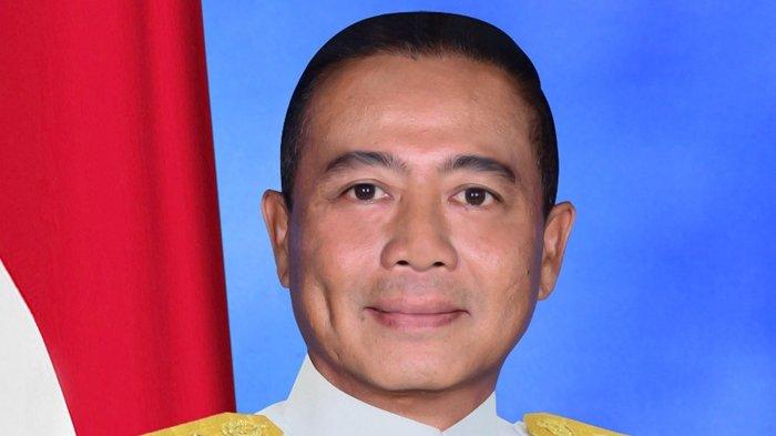 Profil Laksda TNI Denih Hendrata, Gubernur AAL yang Baru, Sosok Agamis ...