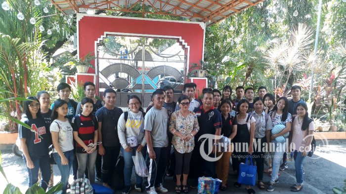 Siswa Katolik SMA Negeri 1 Manado Kunjungi Vihara - Tribunmanado.co.id