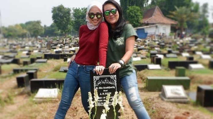 Sosok Hada Kusumonegor, Putri Indro Warkop yang Miliki Masa Muda yang ...