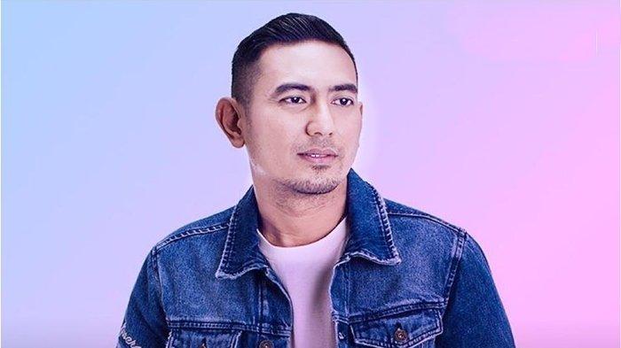 Lirik dan Chord Gitar Jenuh - Rio Febrian - Tribunmanado.co.id