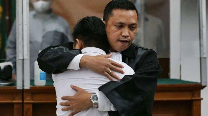 Sosok Ronny Talapessy: Mantan Pengacara Bharada E Emban Tugas Baru di PDIP - Tribunmanado.co.id