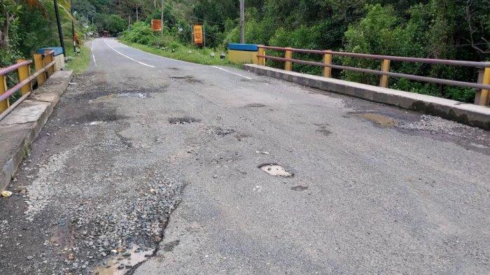 Sejumlah Ruas Jalan di Kabupaten Bolmut Sulawesi Utara Rusak dan ...