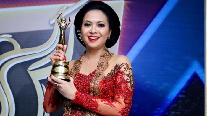 Chord Gitar dan Lirik Lagu Putri Solo - Sundari Soekotjo: Lelakune Koyo Macan Luwe ...