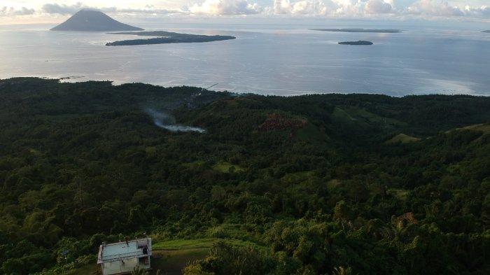 BERITA FOTO, Pemandangan Saat Dilihat dari Gunung Tumpa di Kota Manado ...