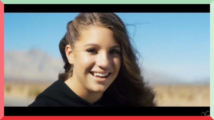 Terjemahan Lirik Lagu Breathe - Mackenzie Ziegler - Tribunmanado.co.id