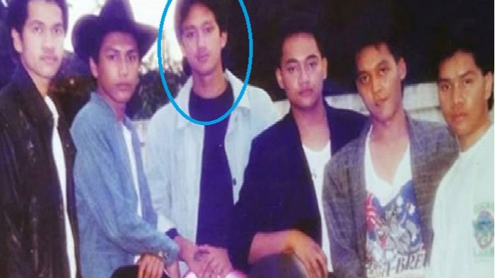 Banyak yang Salah Menebak, Ternyata Sosok Tampan ini Adalah Aktor yang ...