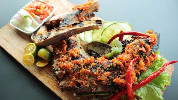 Ini Tampilan Rahang Tuna Bakar, Menu Favorit ibis Manado - Tribunmanado ...