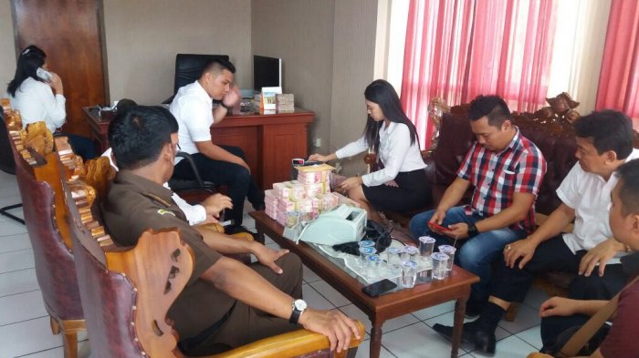 Kejati Sulut Terima Uang dari David Liando, Rosa Tidajoh dan Robby ...