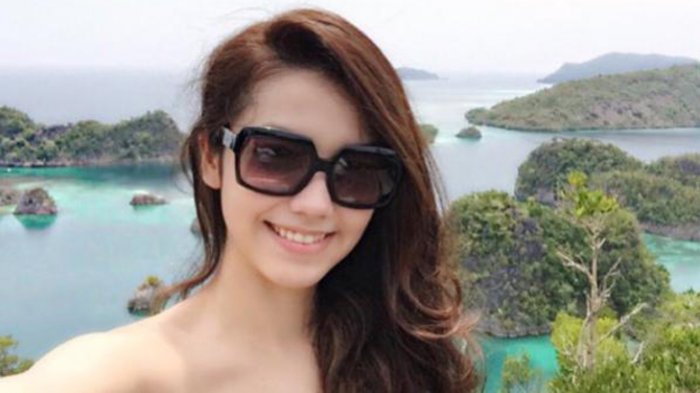 Masih Ingat Velove Vexia Mantan Raffi Ahmad? Penampilannya Kini Mencuri Perhatian - Tribunmanado ...