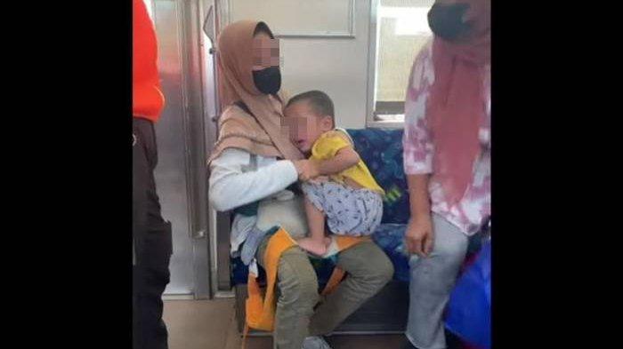 Video Viral Wanita Diturunkan dari KRL Commuterline karena Anaknya ...