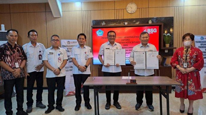 Wali Kota Bitung Maurits Mantiri Teken Kesepakan Kerja Sama dengan Bank ...