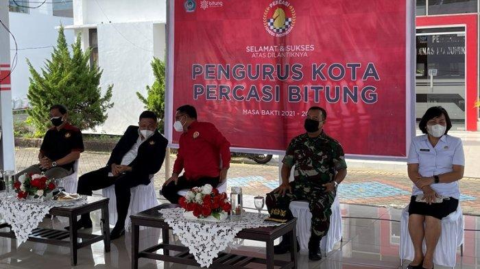 Grandmaster Utut Adianto Isyaratkan Wali Kota Bitung Maurits Mantiri ...