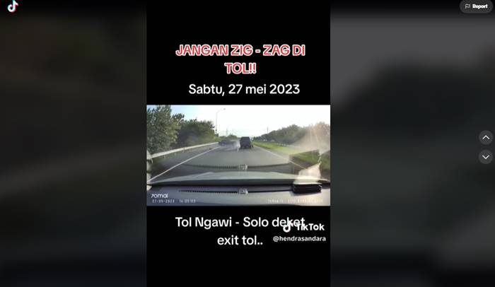 Video Viral Mobil Zig-zag di Jalan Tol Ngawi-Solo, Oleng hingga Tabrak Besi Pembatas ...