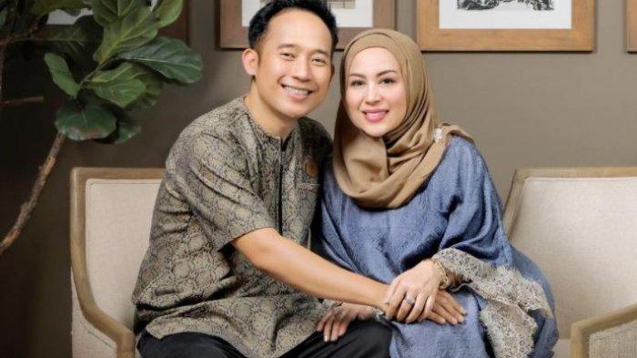 Potret Anak Ketiga Deny Cagur dan Shanty Widihastuti yang Cantik dan ...