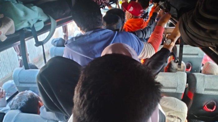 Viral Momentum Penumpang Bus dari Pare Kediri Menuju Surabaya Berjubel ...