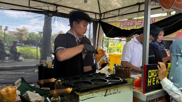 Mengenal Kue Koin Mozarella Viral di Kediri, Penjual UMKM Laku Ratusan ...