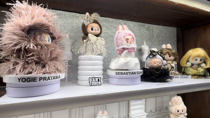 Tampil Bergaya, Labubu Pakai Kostum Rancangan Desainer Indonesia di ...