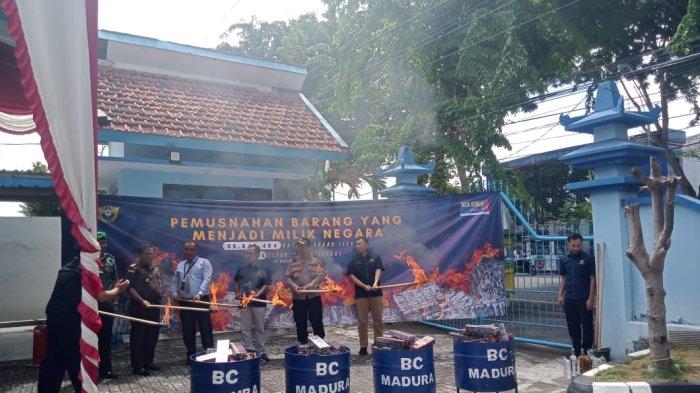 Bea Cukai Madura Musnahkan Jutaan Rokok Ilegal dan Miras, Rugikan Negara Hingga 32 Miliar ...