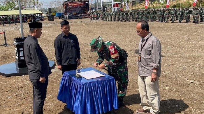 Pj Bupati Kediri Pimpin Upacara Pembukaan TNI Manunggal Membangun Desa ke-122 - Tribunmataraman.com