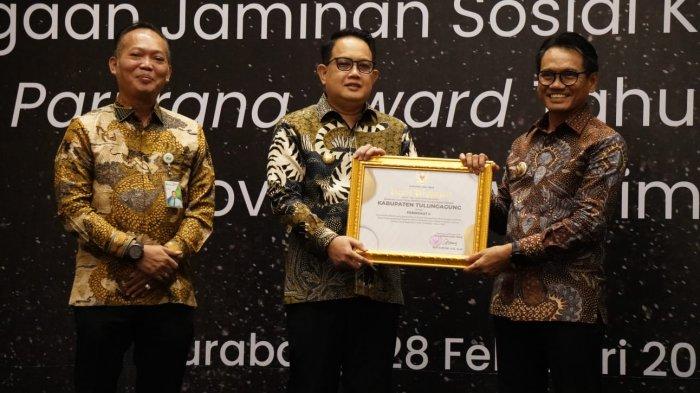 Berkomitmen Lindungi Pekerja Rentan, Pemkab Tulungagung Terima Penghargaan Paritrana Award 2023 ...