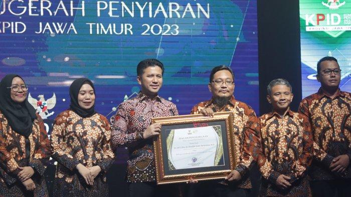 Daftar Penerima Penghargaan Anugerah Penyiaran KPID Jawa Timur Tahun 2023 - Tribunmataraman.com
