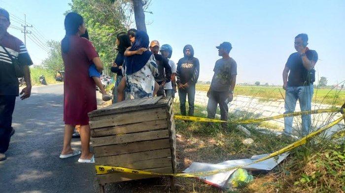 Jasad Bayi Laki-laki Ditemukan Dalam Kotak Kayu di Jombang ... Jasad Bayi Laki-laki Ditemukan Dalam Kotak Kayu di Jombang ...