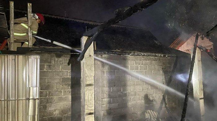 Berawal Dari Rebus Jagung di Tungku, Dapur Rumah Warga Sutojayan Blitar Ludes Terbakar ...