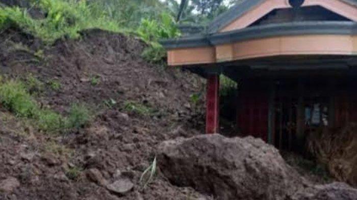 Tanah Longsor Masih Mengintai, Rumah Warga di Kecamatan Pule Terdampak - Tribunmataraman.com