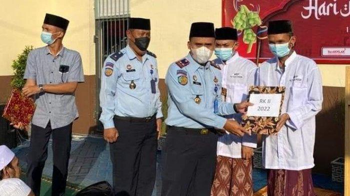 Ratusan Napi Rutan Gresik Dapat Remisi Idul Fitri, Dua Orang Langsung Bebas - Tribunmataraman.com