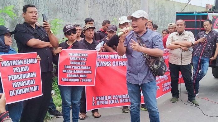 Karyawan PT Afi Farma Dipulangkan Setelah Digeruduk Warga yang Unjuk ...