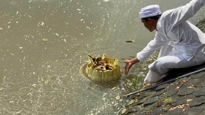 Jelang Hari Raya Nyepi, Ribuan Umat Hindu Kabupaten Kediri Gelar ...