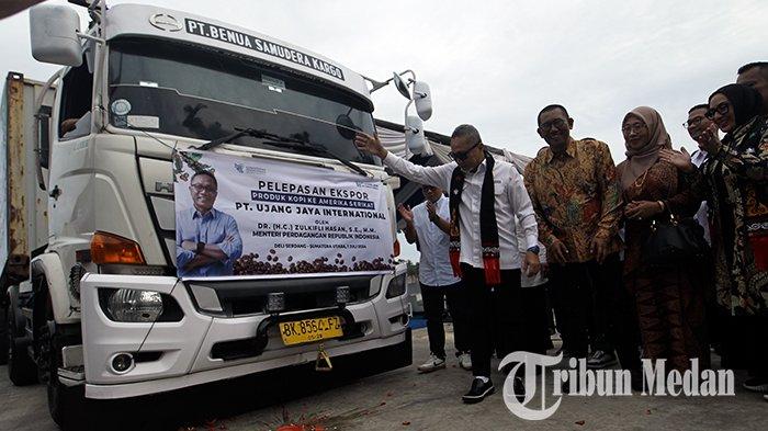 Berita Foto: Menteri Perdagangan Zulkifli Hasan Melepas Ekspor Biji ...