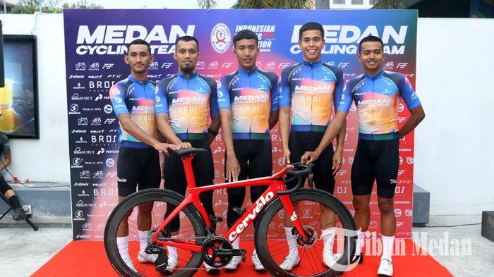 Berita Foto: Medan Cycling Team Mengirim Lima Atlet Balap Sepeda ...