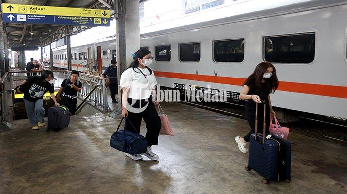 H-1 Lebaran, Tiket di KAI Sumut Sudah Terjual Sebanyak 117.426 Seat - Tribun-medan.com