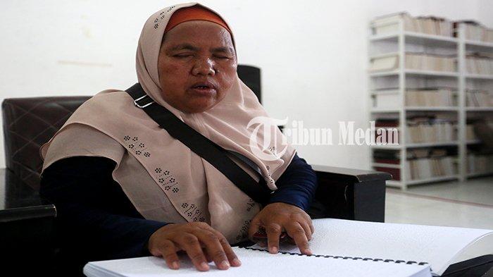 Berita Foto: TADARUS Al-Quran dan Tausiah, Puluhan Tunanetra di Medan ...