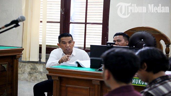 Berita Foto: Saat di Rumah Achiruddin Hasibuan, Ken Admiral Ngaku ...