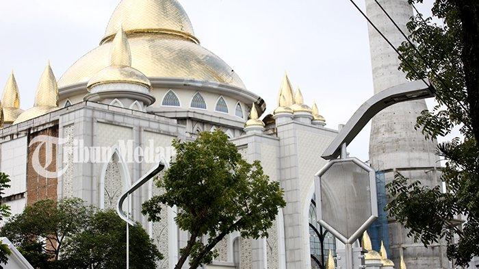 Berita Foto: TIDAK Ada Kejelasan, Proyek Gagal Lampu Pocong Masih ...