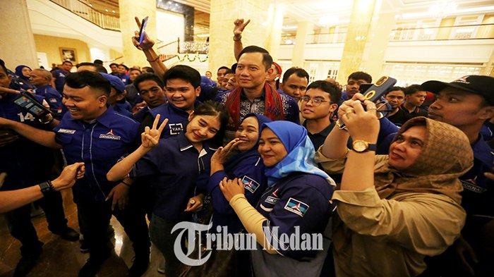 Berita Foto: AHY dan SBY Tiba di Medan, Setelah Peringati 19 Tahun ...