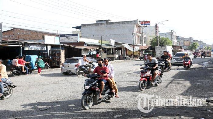Berita Foto: Pastikan Kendaraan Anda Bisa Terbang, Kondisi Jalan ...
