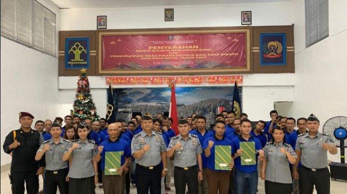 82 Warga Binaan Lapas Kelas IIA Binjai Terima Remisi Khusus Nataru - Tribun-medan.com